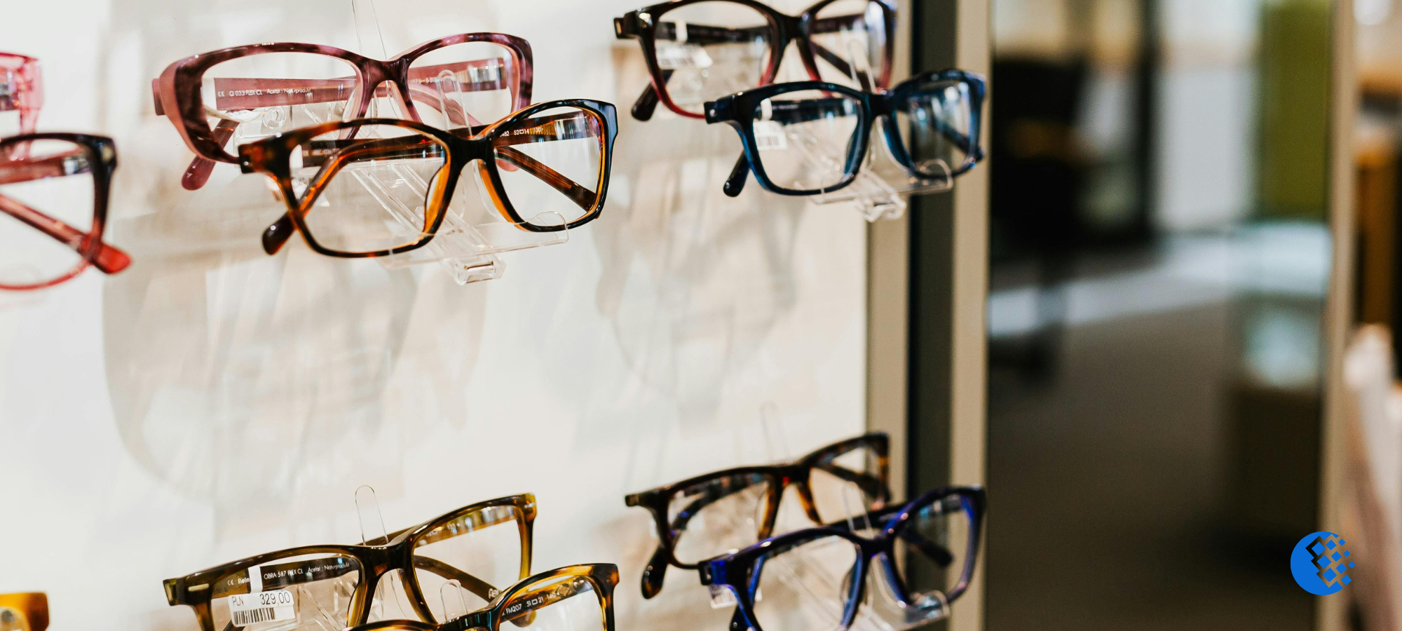 The Best Branded Glasses for Men and Women: A Complete Style Guide
